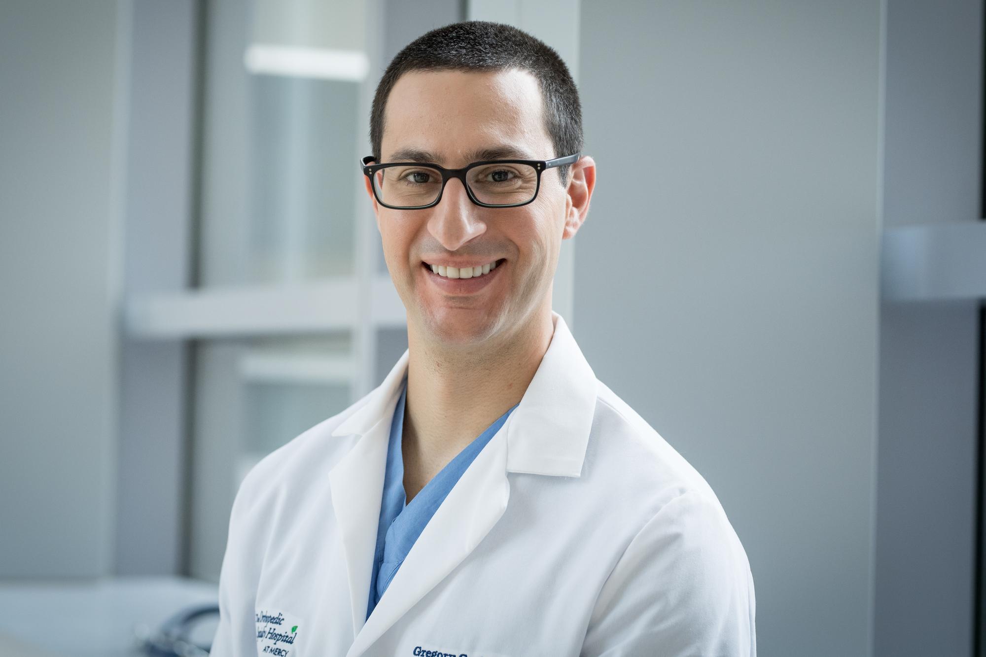 Dealing with Pain After Rotator Cuff Surgery - Dr. Gregory Gasbarro ...