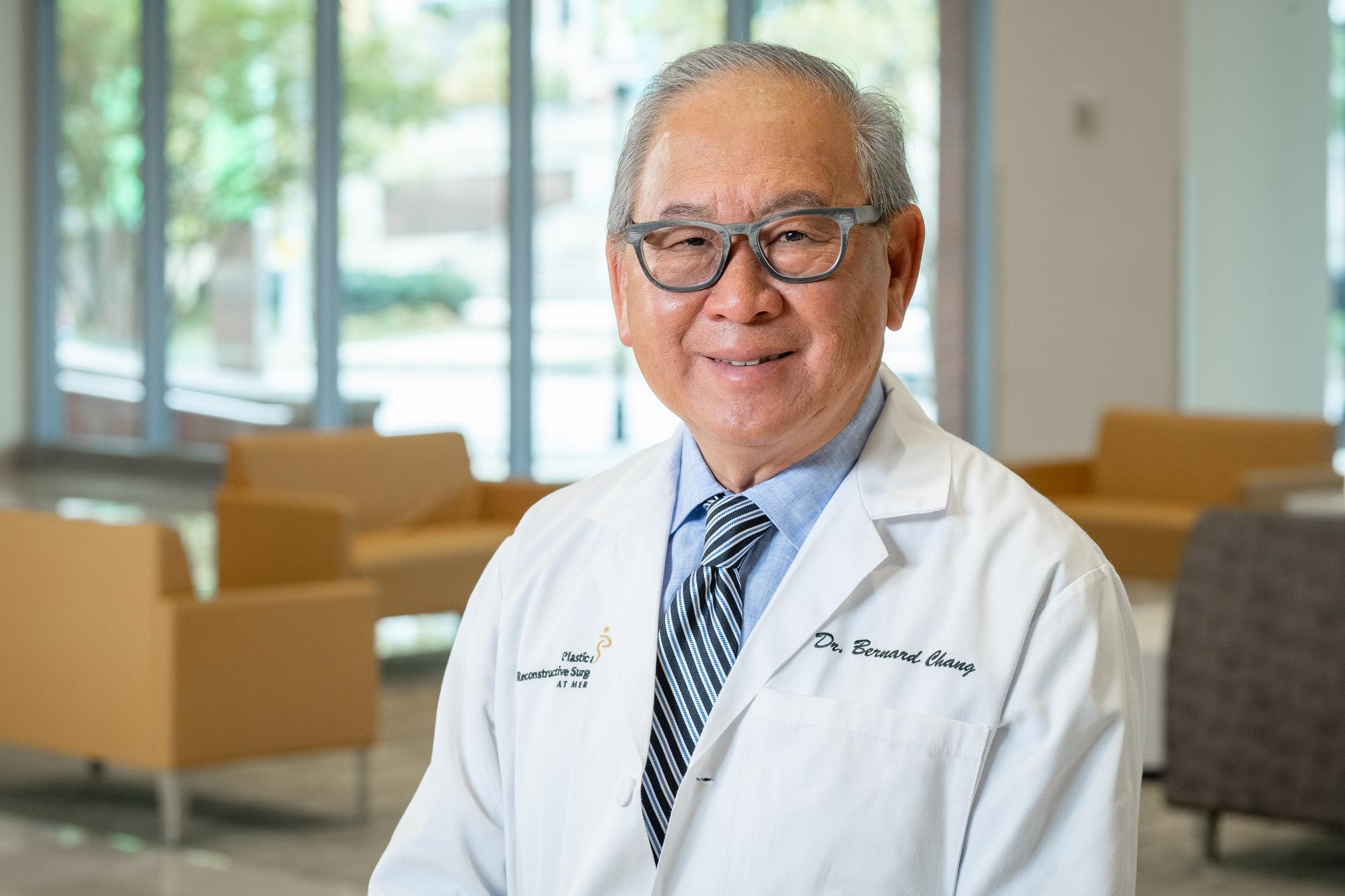Dr. Bernie Chang – Breast Reconstruction and DIEP Flap Surgeon – Mercy ...