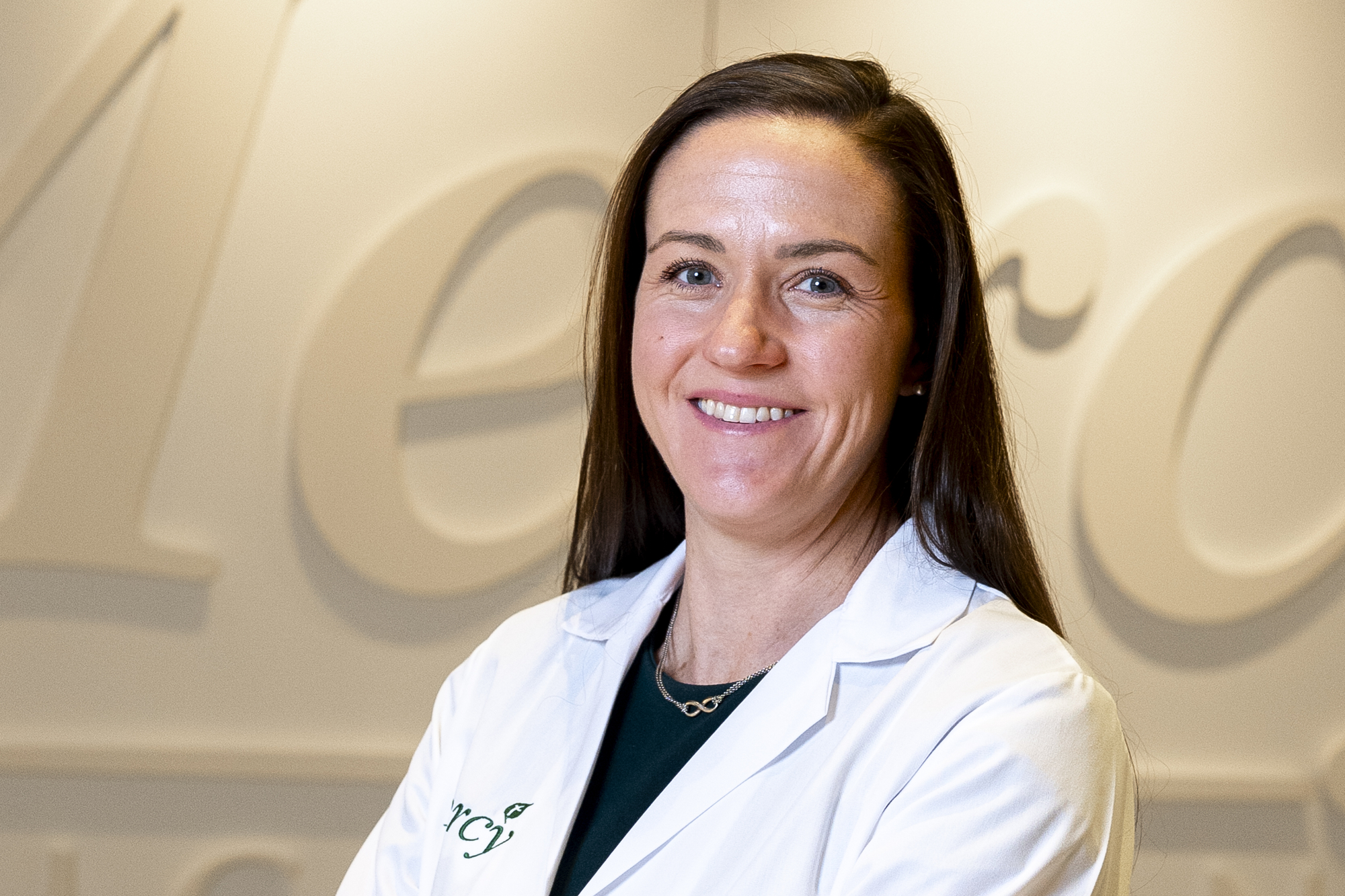 Mercy Colorectal Surgeon Dr. Rebecca Brown and Rectal Cancer/Pulmonary ...