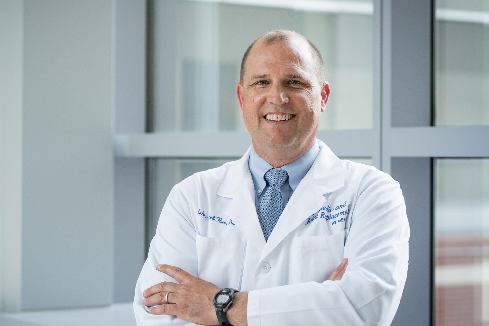 When is Leg Pain a Sign of Something Serious - Dr. John-Paul Rue ...